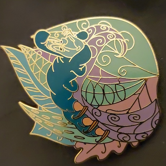 Disney | Jewelry | Disneys Alice In Wonderland Pin | Poshmark